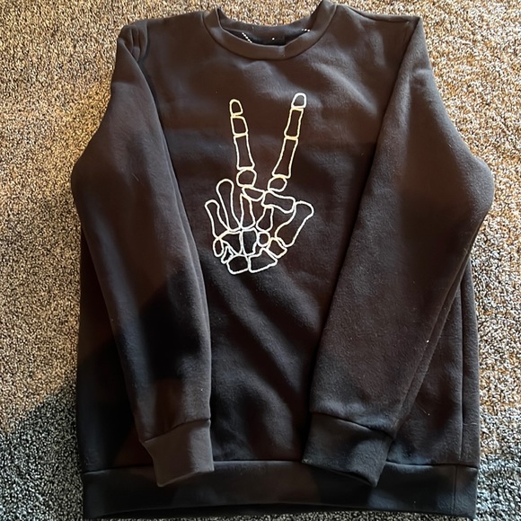 art class | Shirts & Tops | Black Art Class Skeleton Fingers | Poshmark